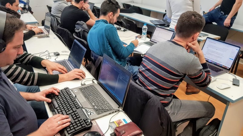 Курс “Математически основи на машинното обучение и изкуствения интелект